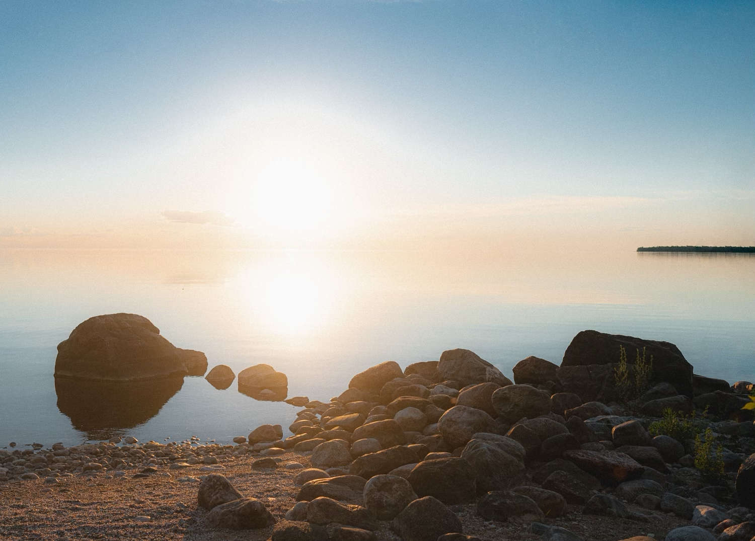 10 OF CANADA’S MOST BEAUTIFUL LAKES TO VISIT THIS SUMMER - Culturemagazin®